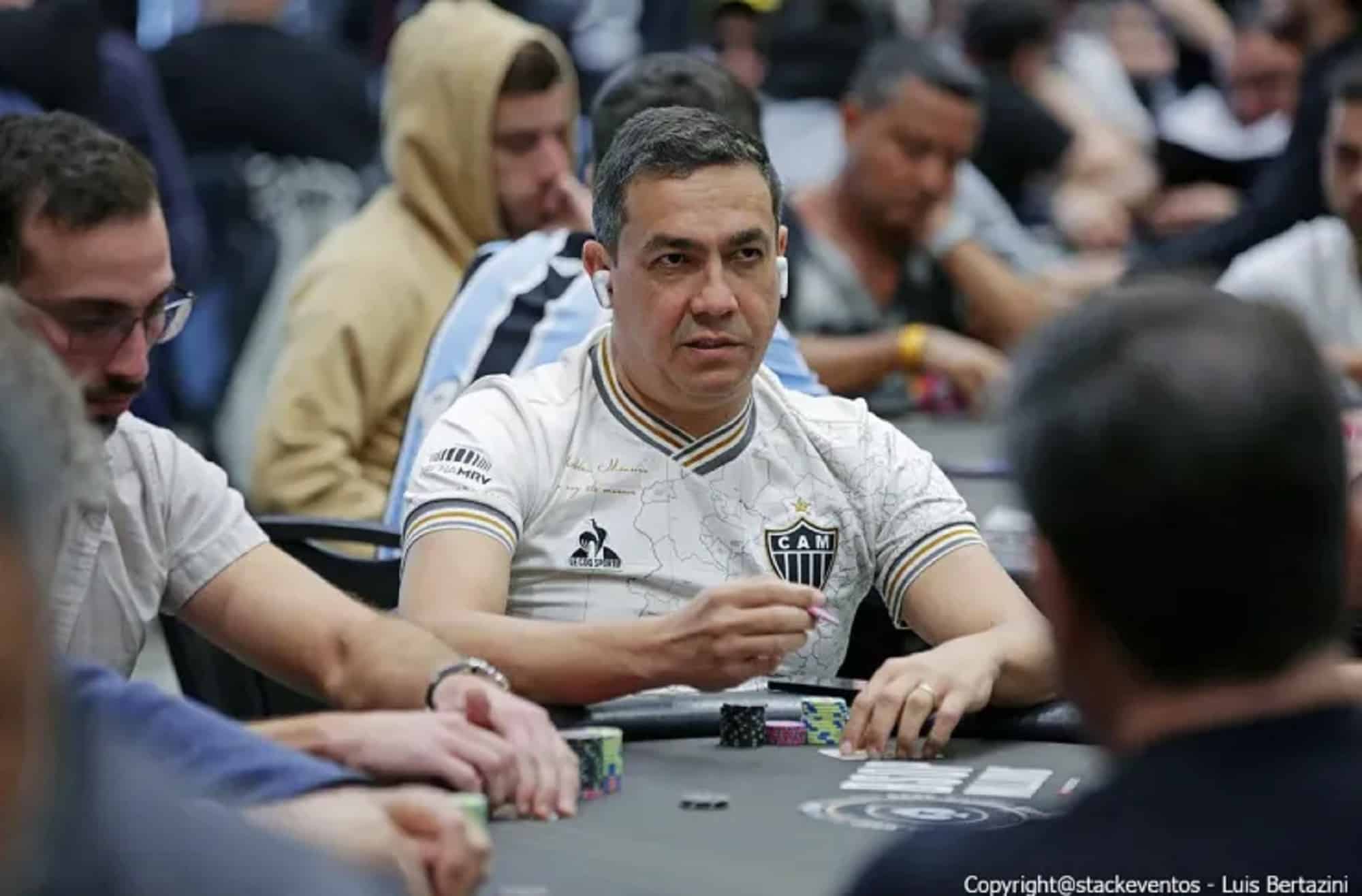 Daniel “GuGaGi” de Freitas leva a prata no GGMasters Overlay Edition