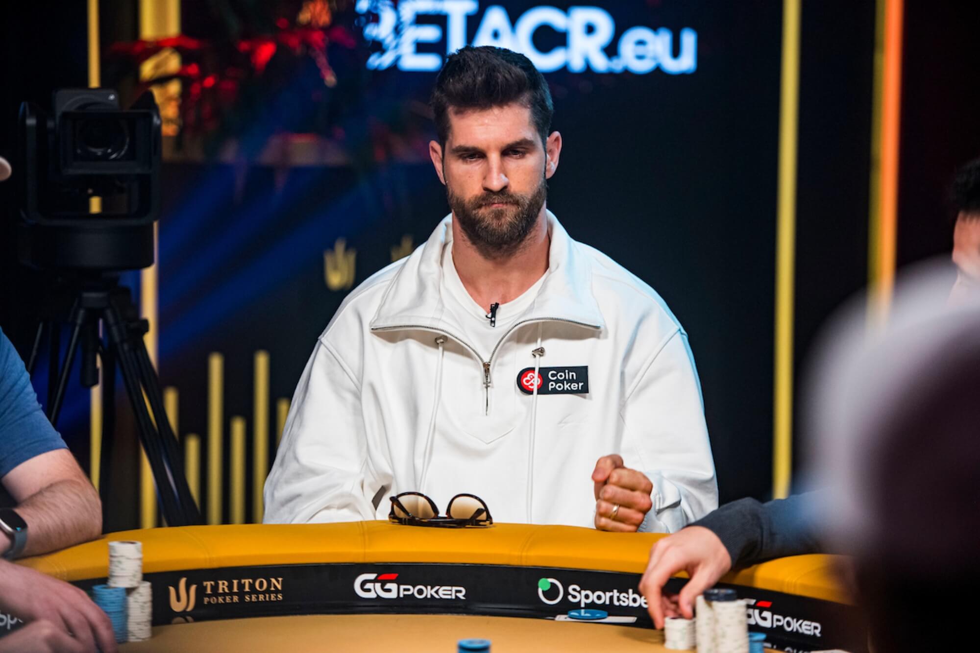 Matas Cimbolas lidera reta final do US$ 50K 7-Max da Triton Jeju