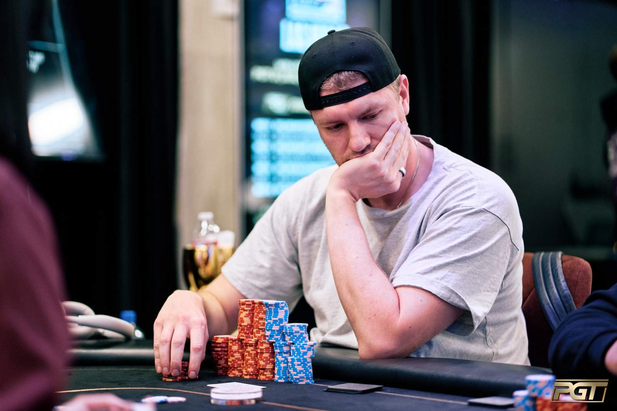 Sam Laskowitz lidera seis finalistas do Evento #3 do Poker Masters